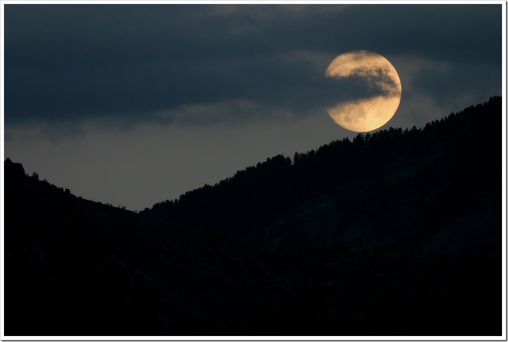 The Basics of Better Moon Photography | Envato Tuts+