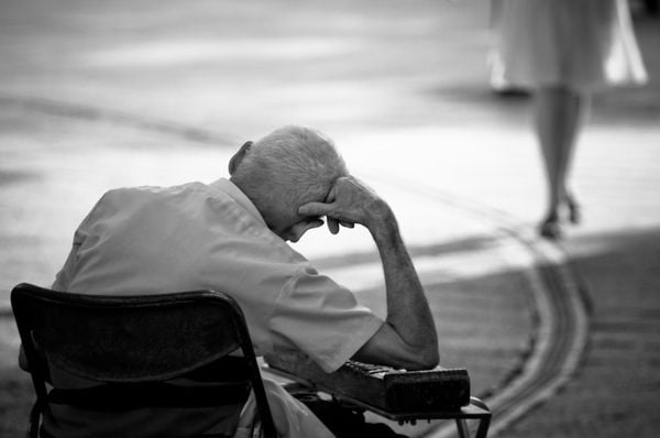 Street Photography: 80 Superb Examples & Tips | Envato Tuts+